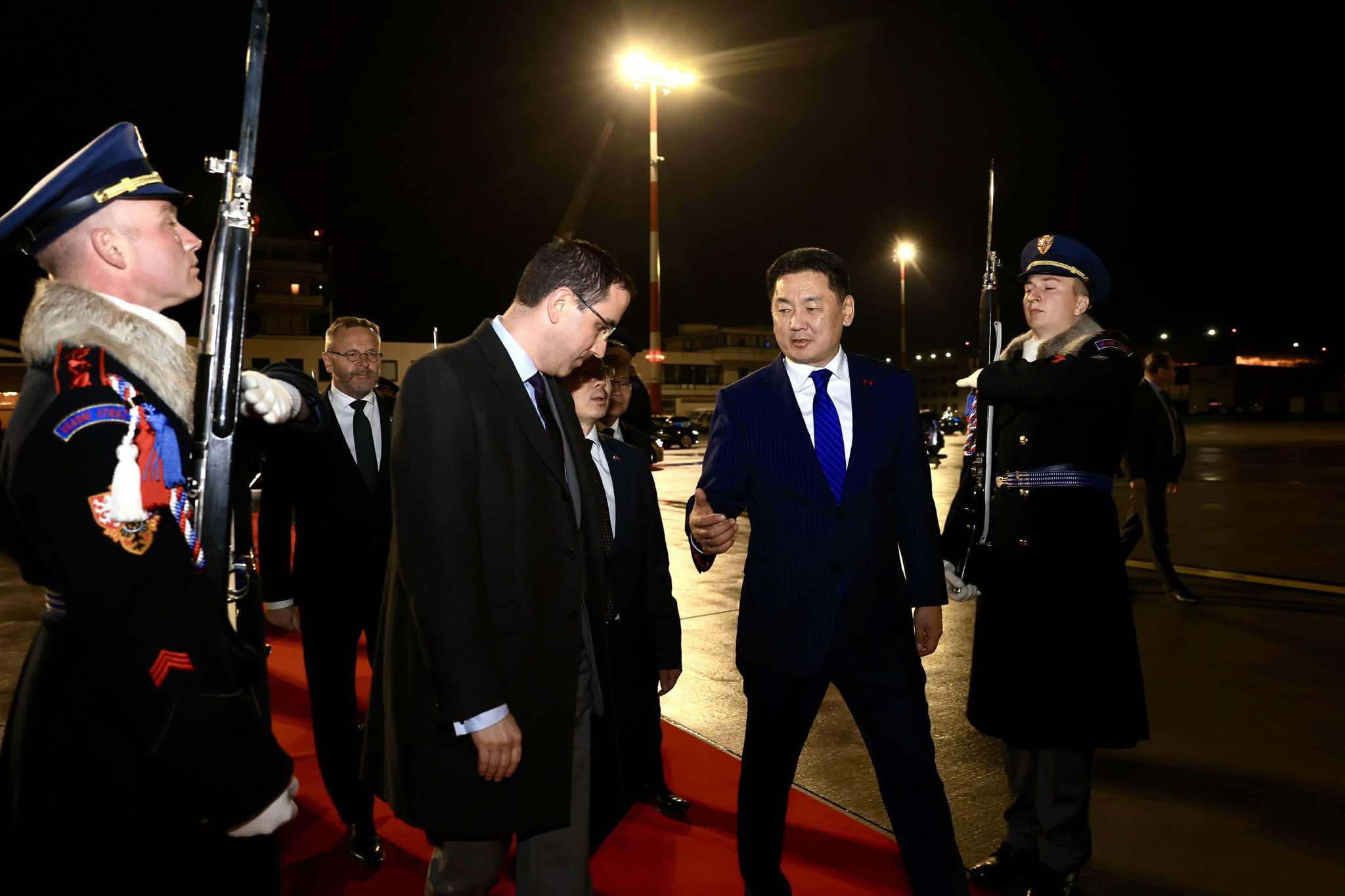 Монгол Улсын Ерөнхийлөгчийн Бүгд Найрамдах Чех Улсад хийсэн төрийн айлчлал өндөрлөлөө Mnews Mn