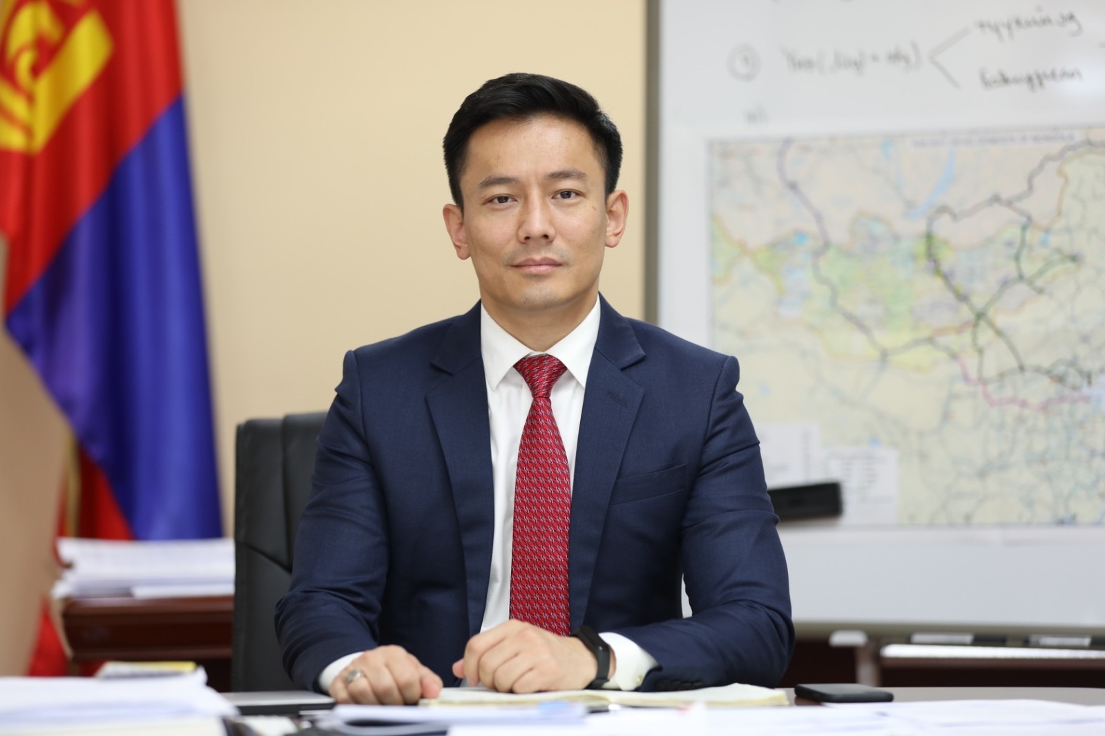 О Батнайрамдал Оюу толгойг Монголын хөрөнгийн бирж дээр нээлттэй компани болгох шаардлагатай