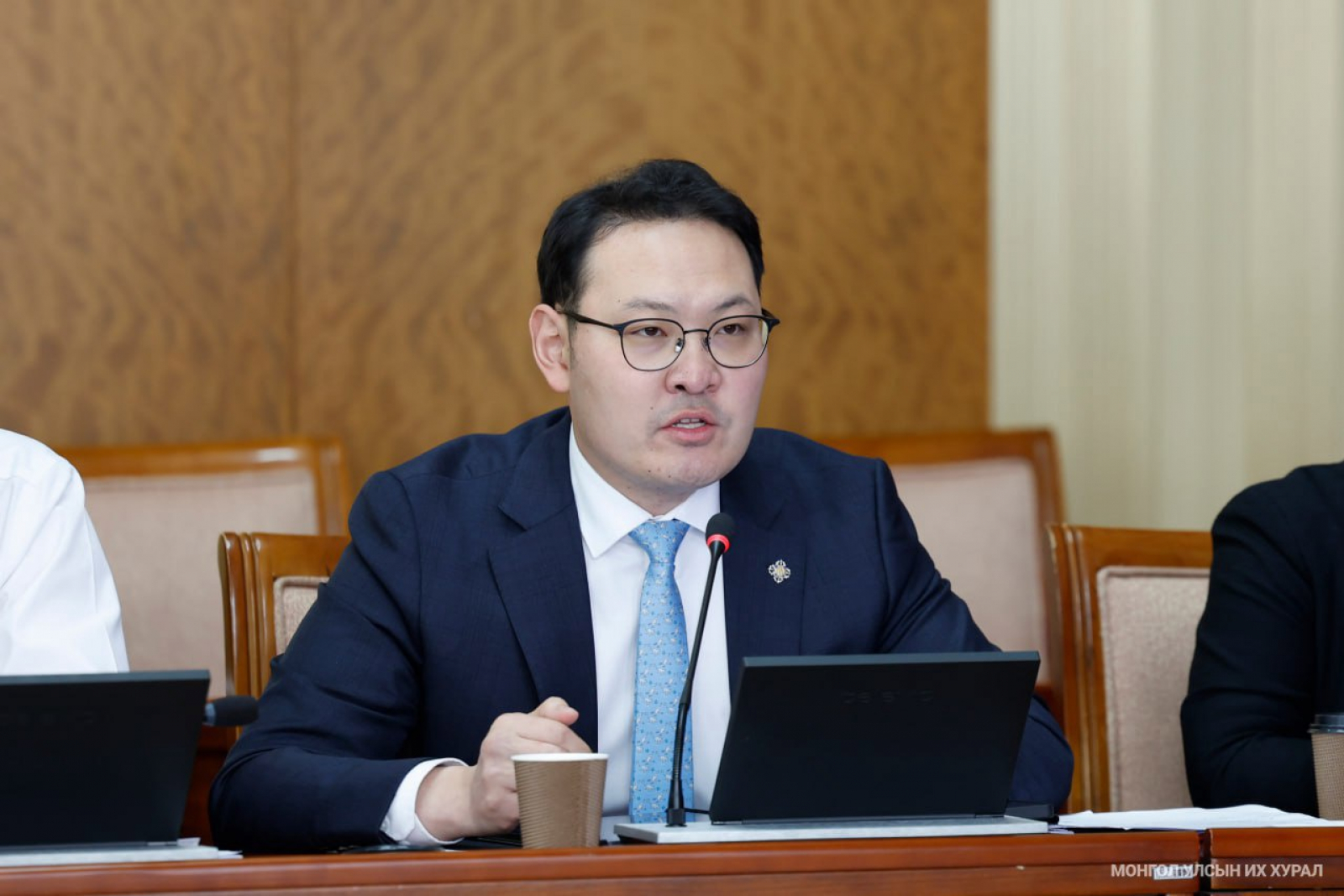 Зээлийн мэдээллийн тухай хуулийн нэмэлт өөрчлөлтийн анхны хэлэлцүүлгийг хийв Mnews Mn